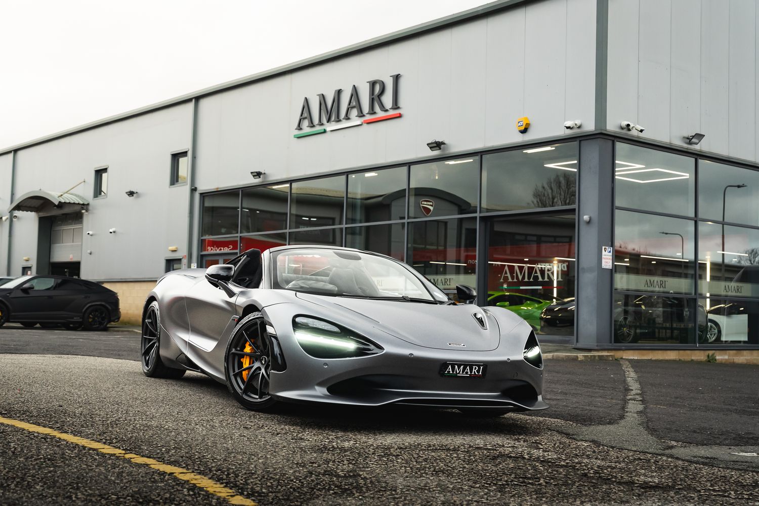 2024 McLaren 750S Spider for Sale | AMARI™ Supercars